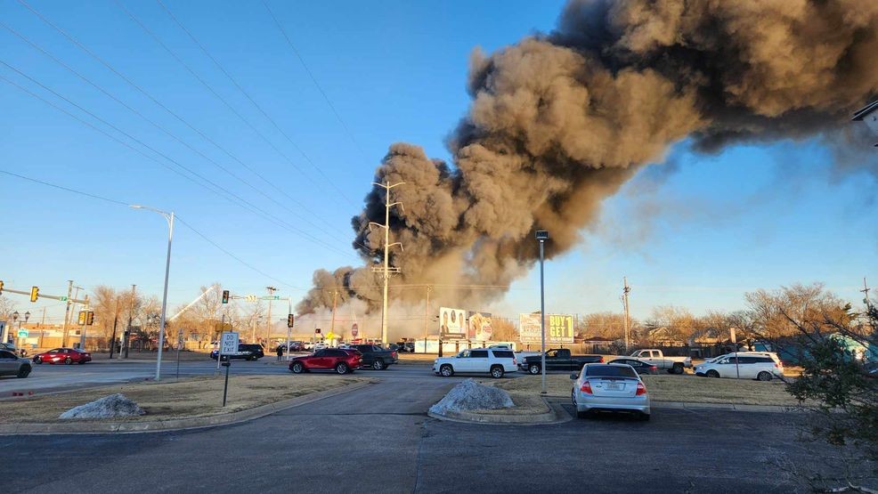 Large flames, smoke near downtown Amarillo after report of explosion