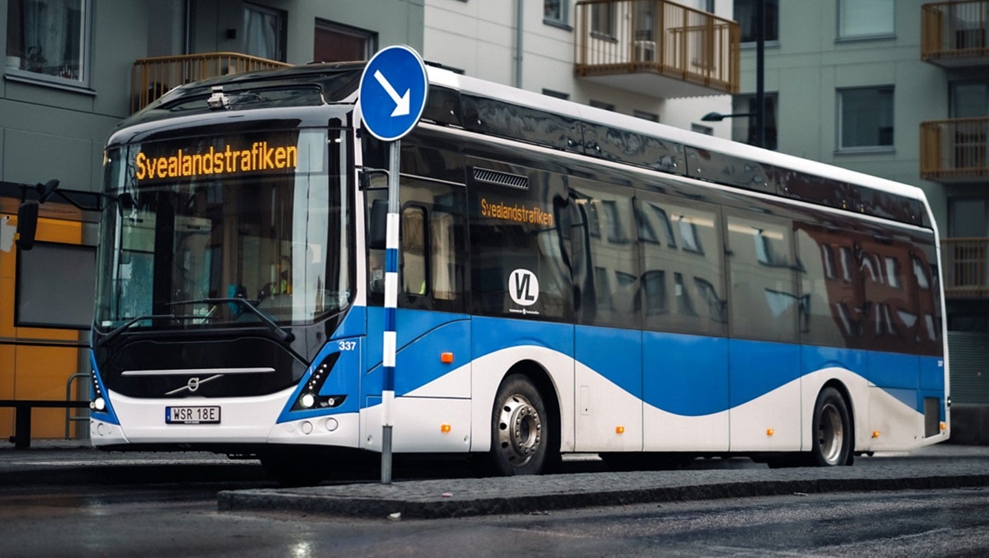 Volvo Buses to test new self-driving bus technology in Sweden