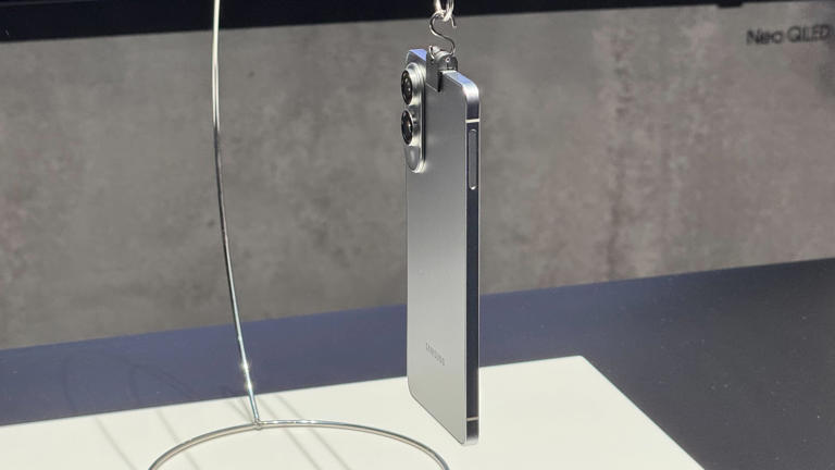 Samsung Galaxy S25 Edge — I've got 7 big questions about this super ...