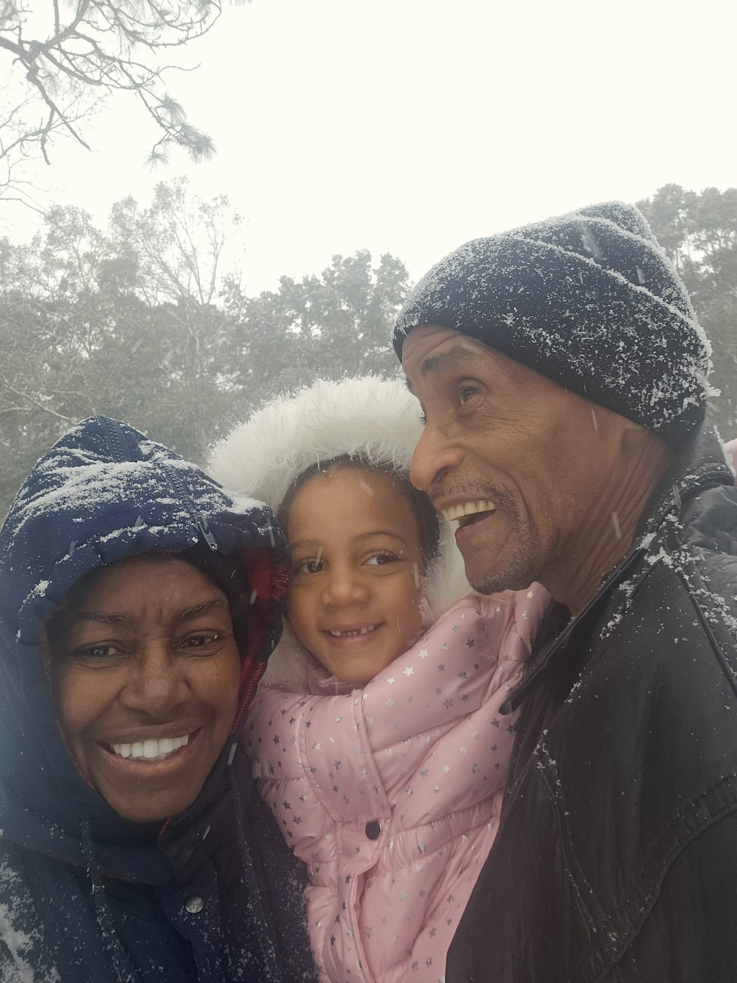 Snow in the South: See photos of people experiencing rare Southern snowfall