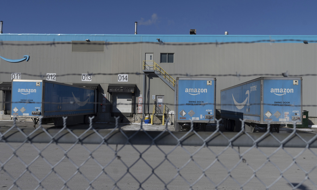 Amazon to close 7 warehouses in the Canadian province of Quebec and ...