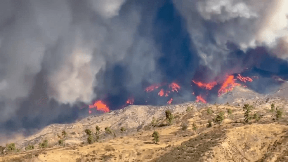 Hughes Fire burns over 10,000 acres near I-5 in Castaic, prompts ...