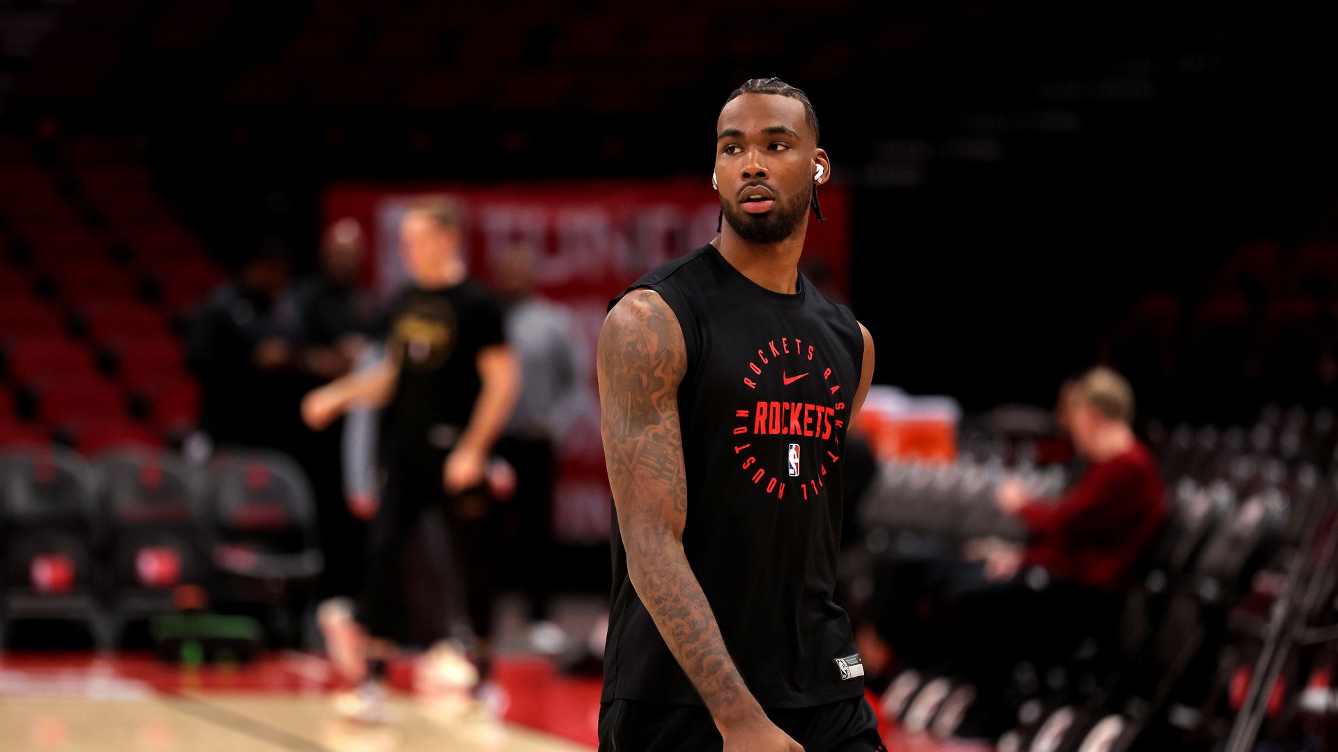 Rockets have showdown with Cavs