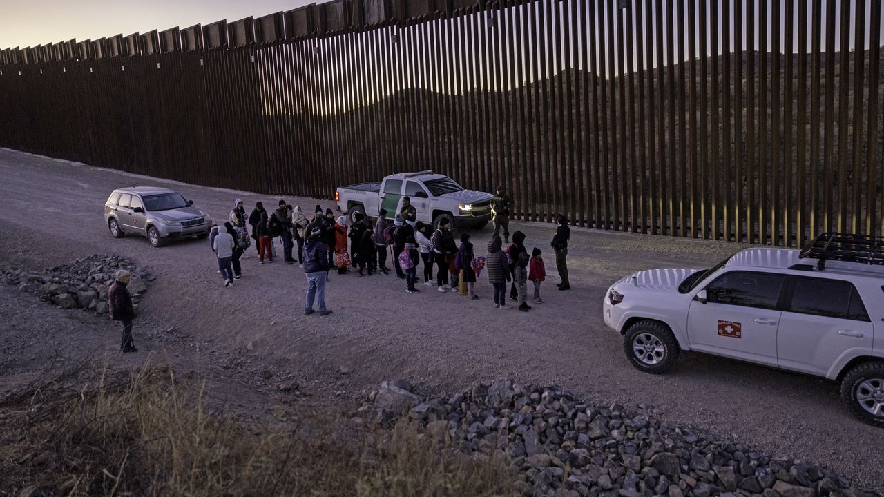 "This is just the beginning": Pentagon sending 1,500 troops to U.S ...