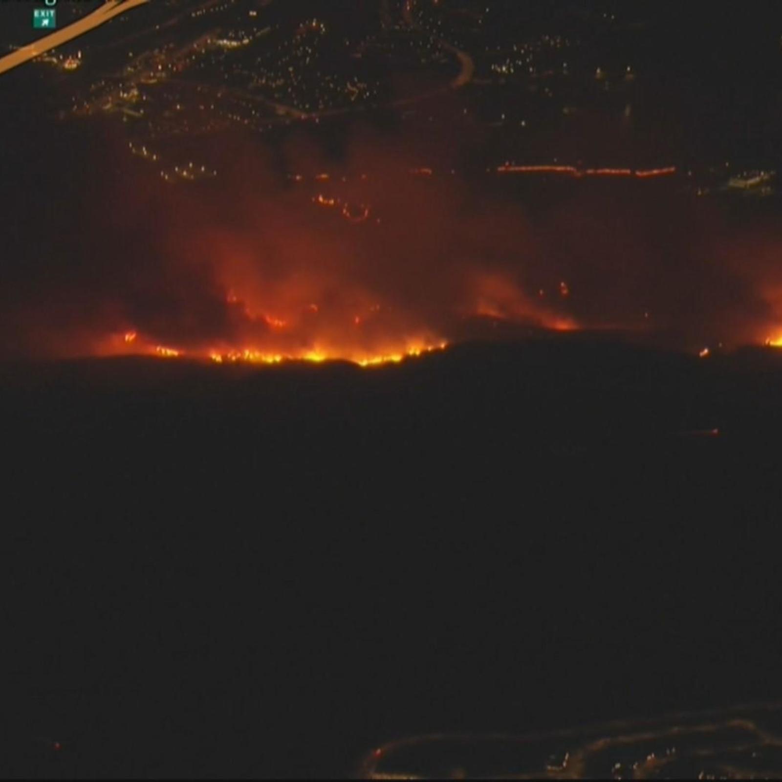 Hughes Fire in LA County explodes to over 10,000 acres, thousands evacuated