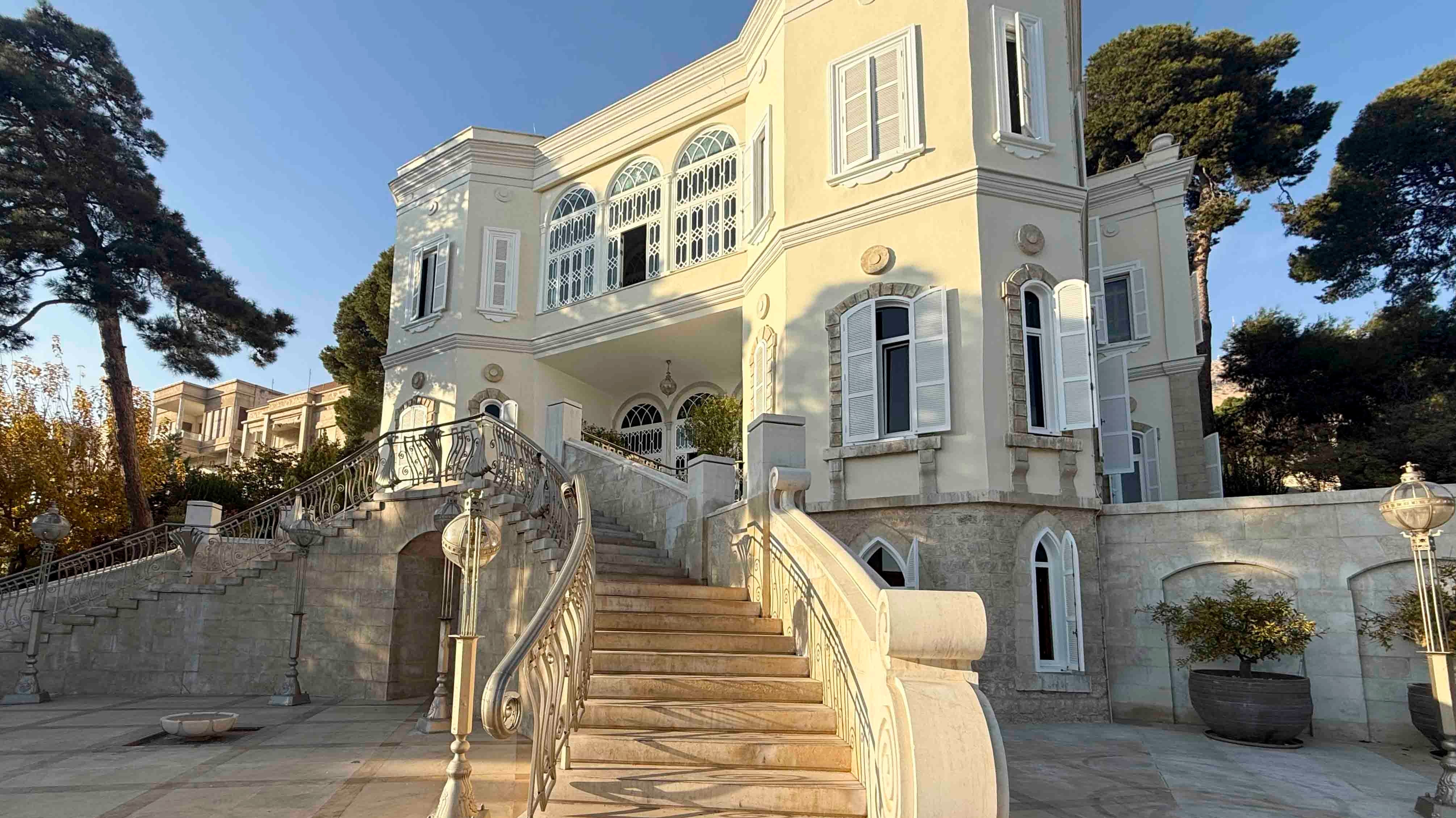 Inside Bashar Al Assad’s favourite presidential palace