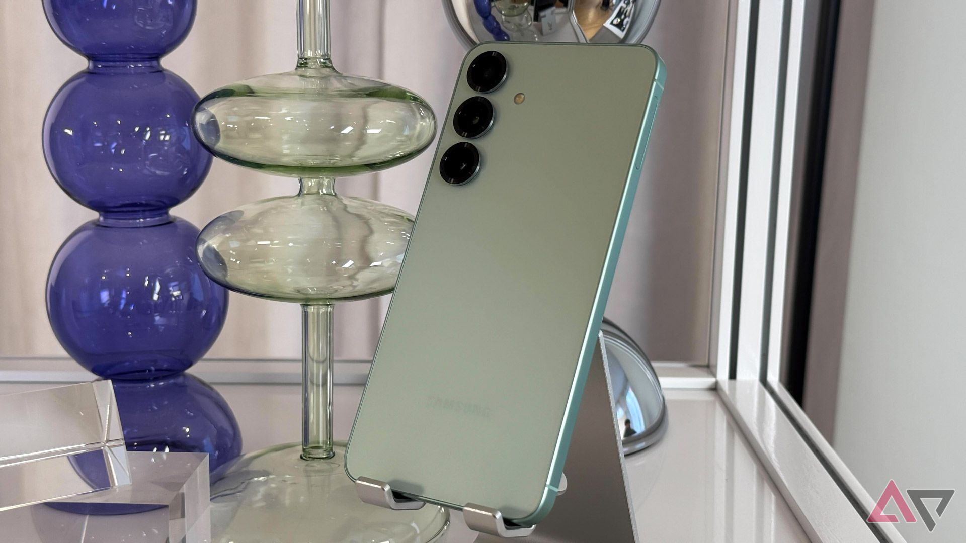 Samsung’s cheapest Galaxy S25 no longer cheaps out on RAM