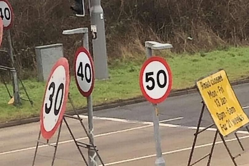 Motorists baffled by 'confusing' temporary speed limit signs