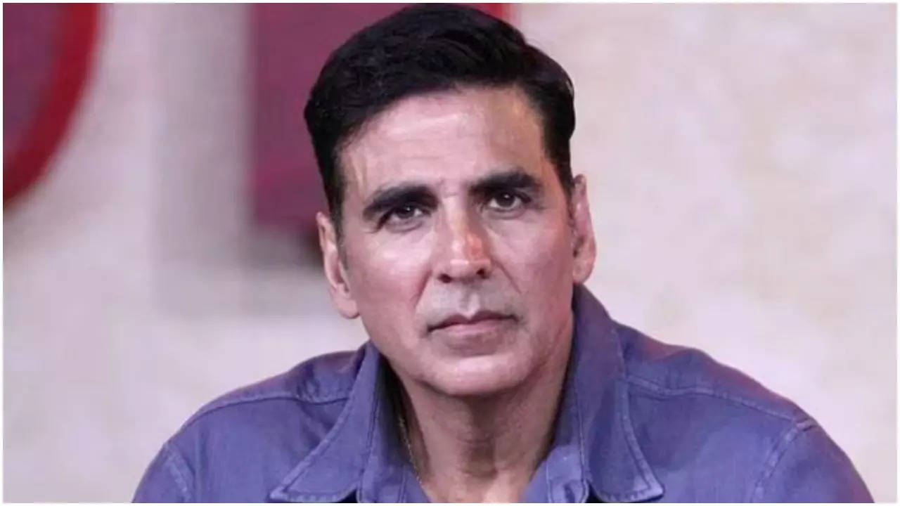 Akshay Kumar calls for revisions in Indian history books