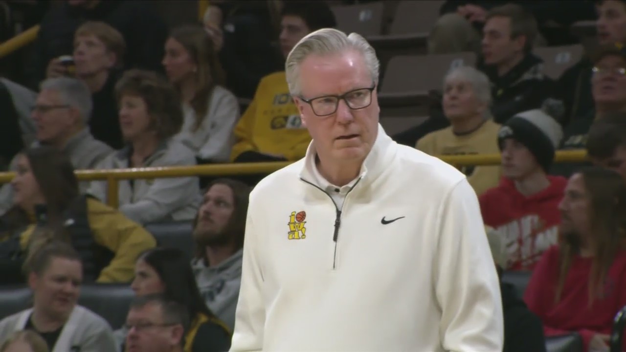 Hawkeyes staying positive through offensive struggle