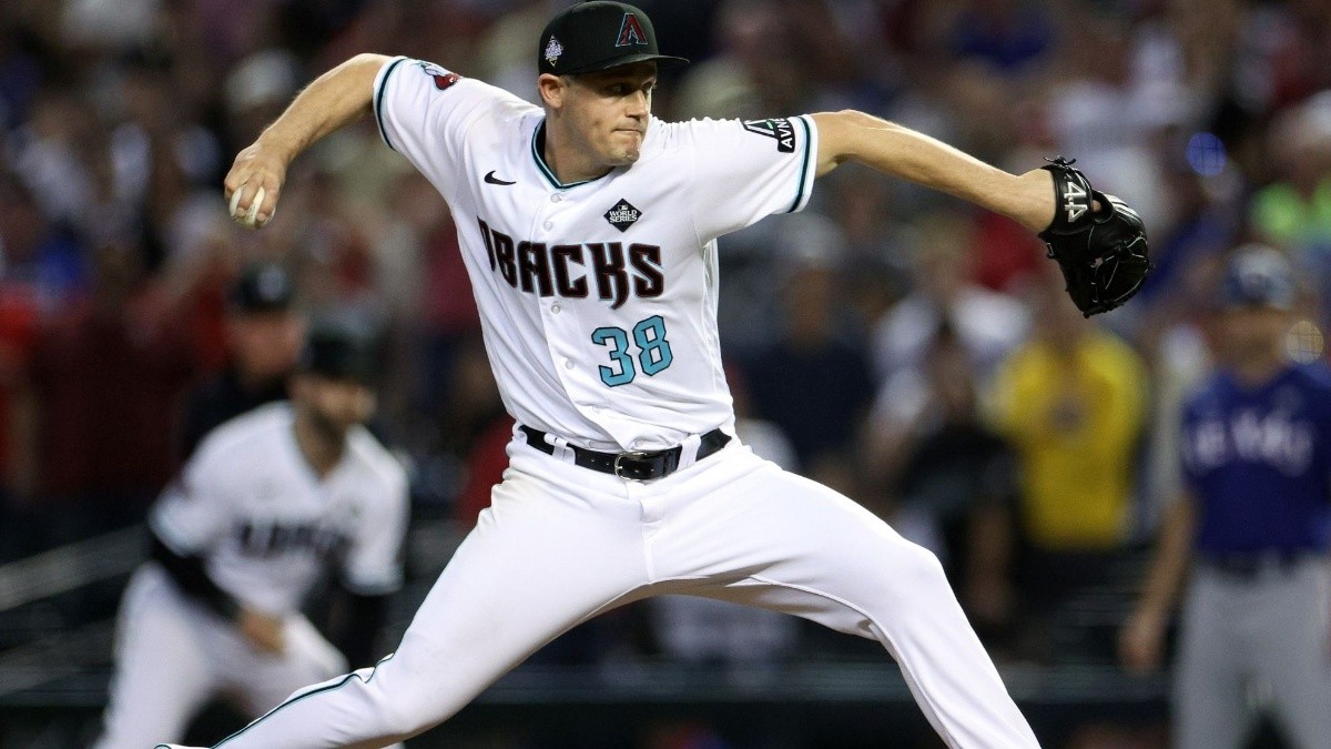MLB: Guardians Focus on Bullpen, Sign Former Diamondbacks Star Reliever