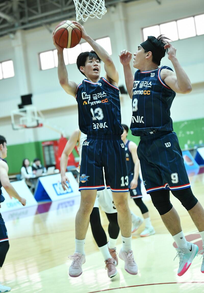 [D리그] ‘여준형 + 이찬영 44점 20리바운드 합작’ KCC, 한국가스공사 제압...3연승 성공