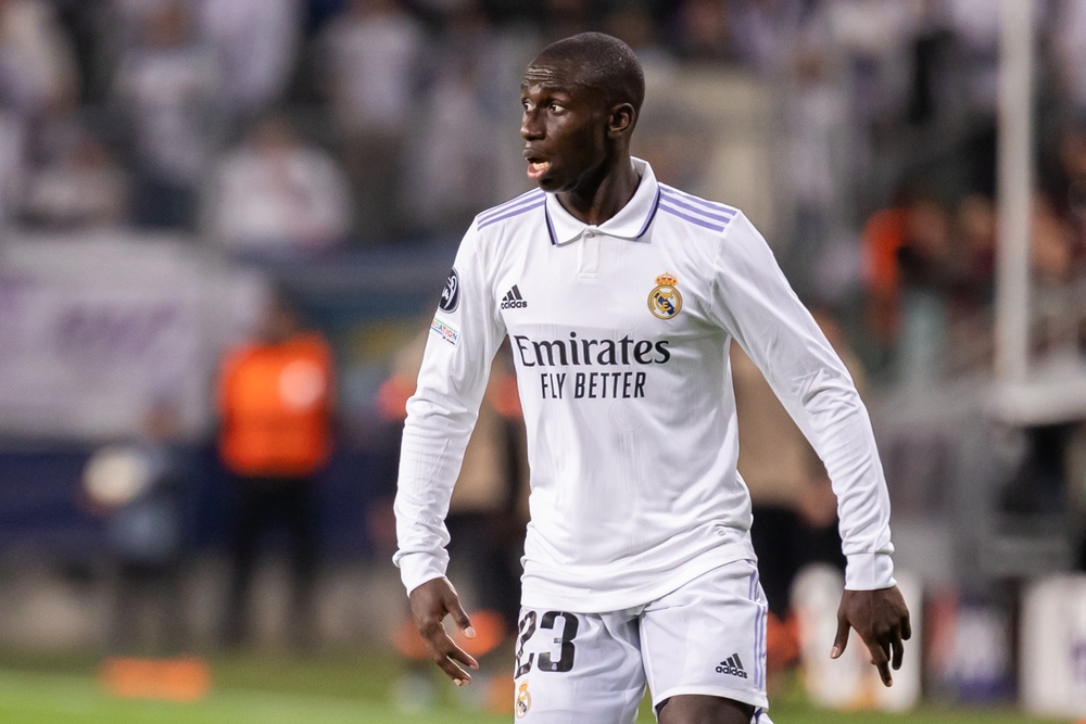 The 10 Best Left-Backs in the World (2025)