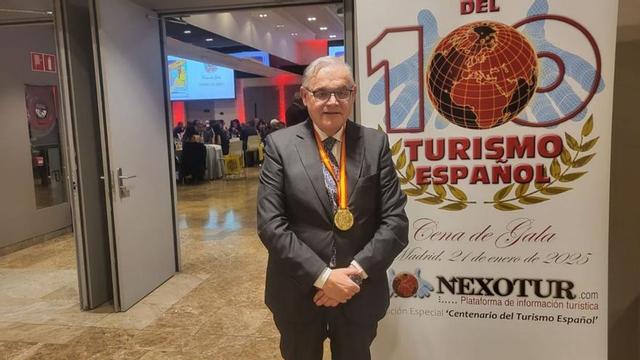 Alberto Barciela, medalla del Centenario del Turismo