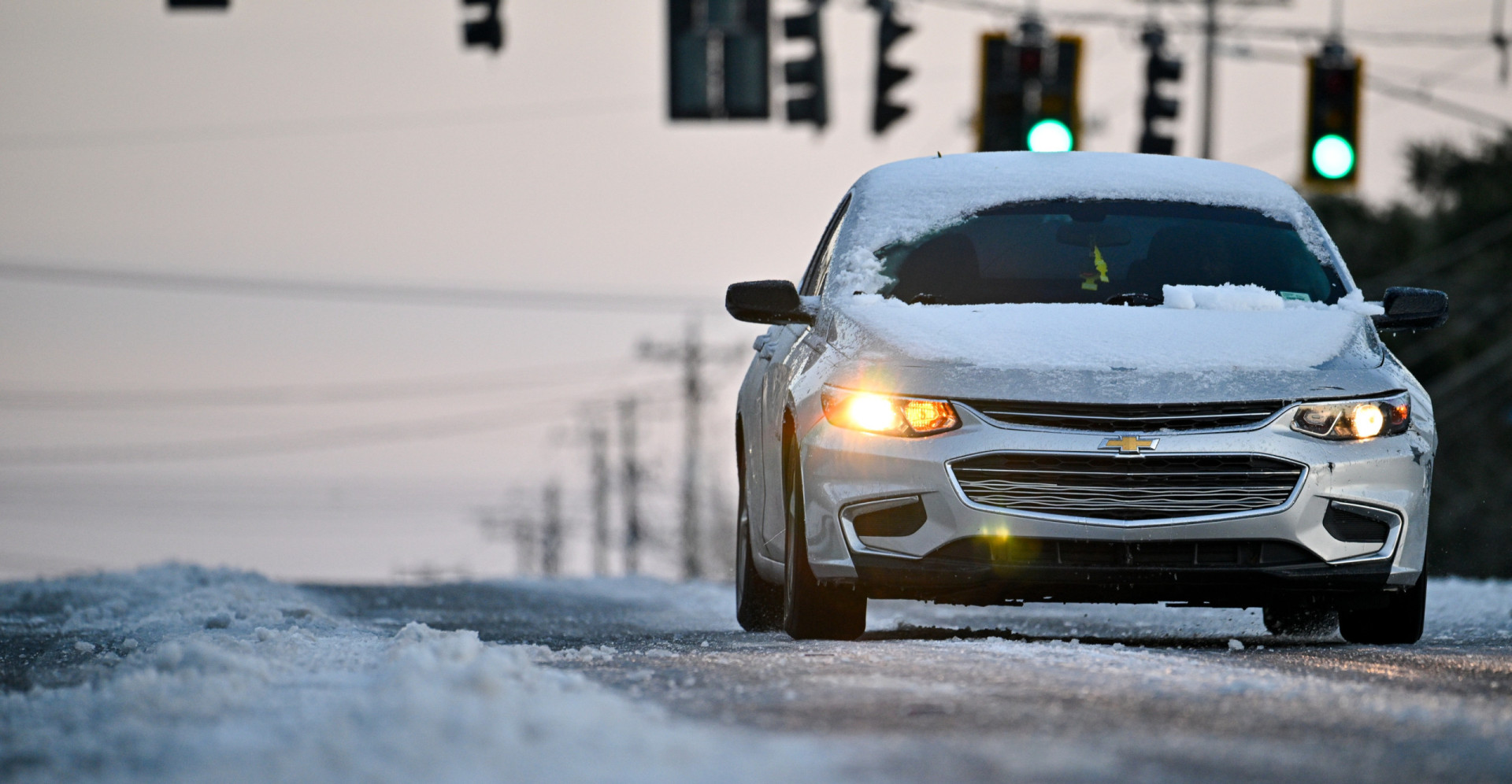 How to stay safe in snow and winter storms