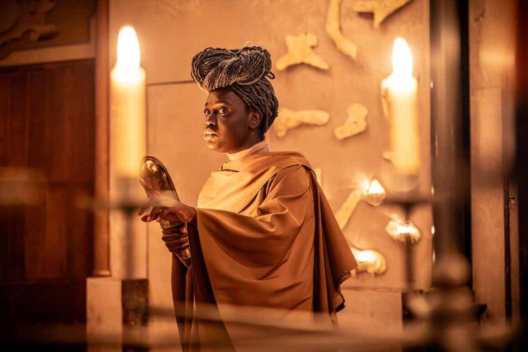 Shakespeare's Cymbeline at the Candlelit Sam Wanamaker Playhouse