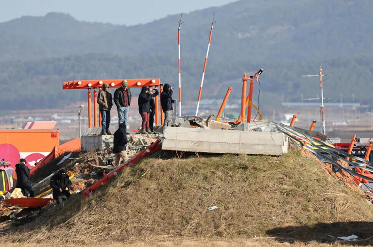 Korea to update localizers at 8 airports to improve safety following ...