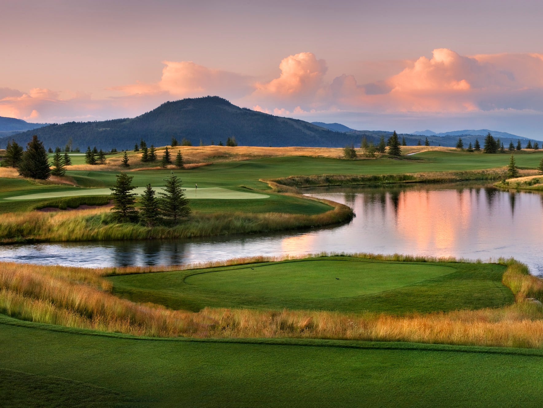 Inside one of the best golf clubs in America, Jackson's Hole's ultra ...
