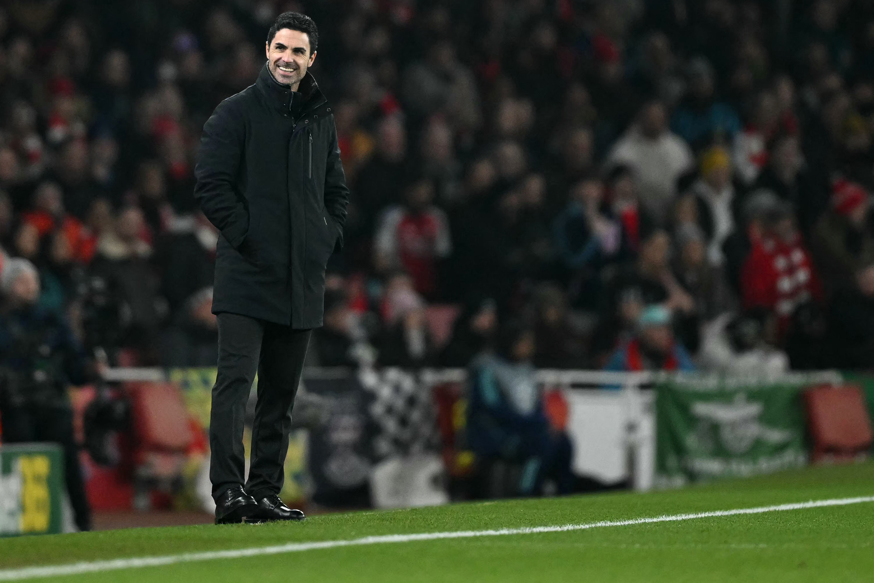 Arsenal star one step away from signing exit 'agreement' as talks near ...