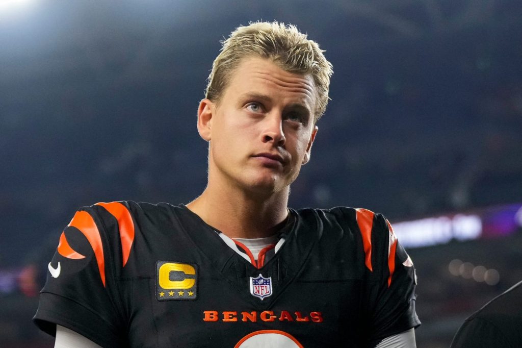 Joe Burrow fights for Bengals teammates