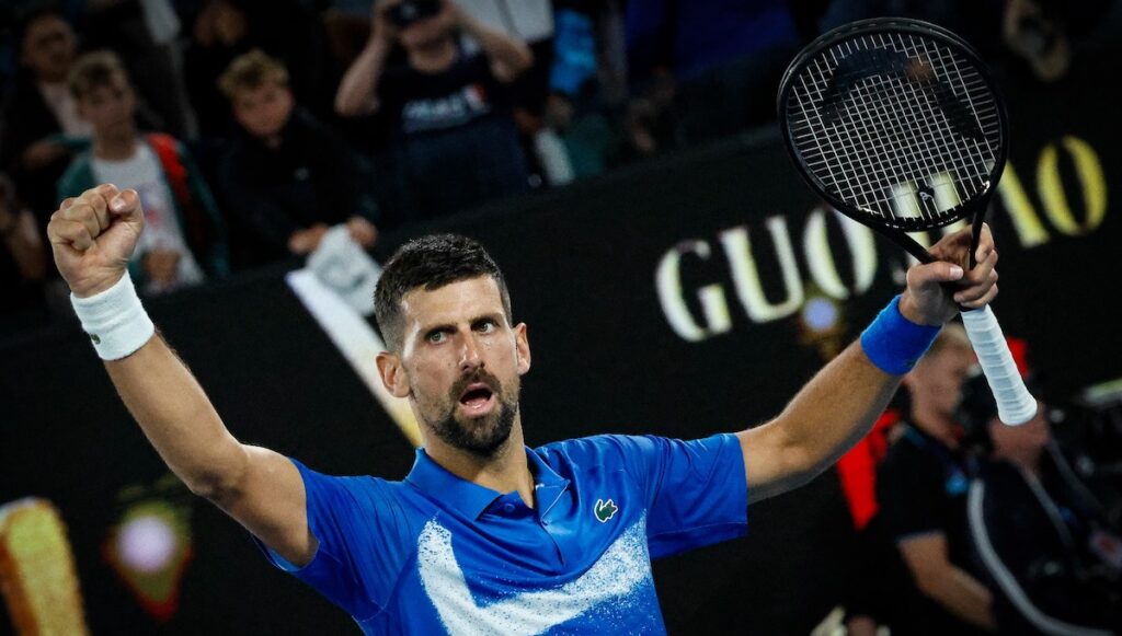 Djokovic annule son entraî­ne­ment, Craig Tiley, le direc­teur du ...