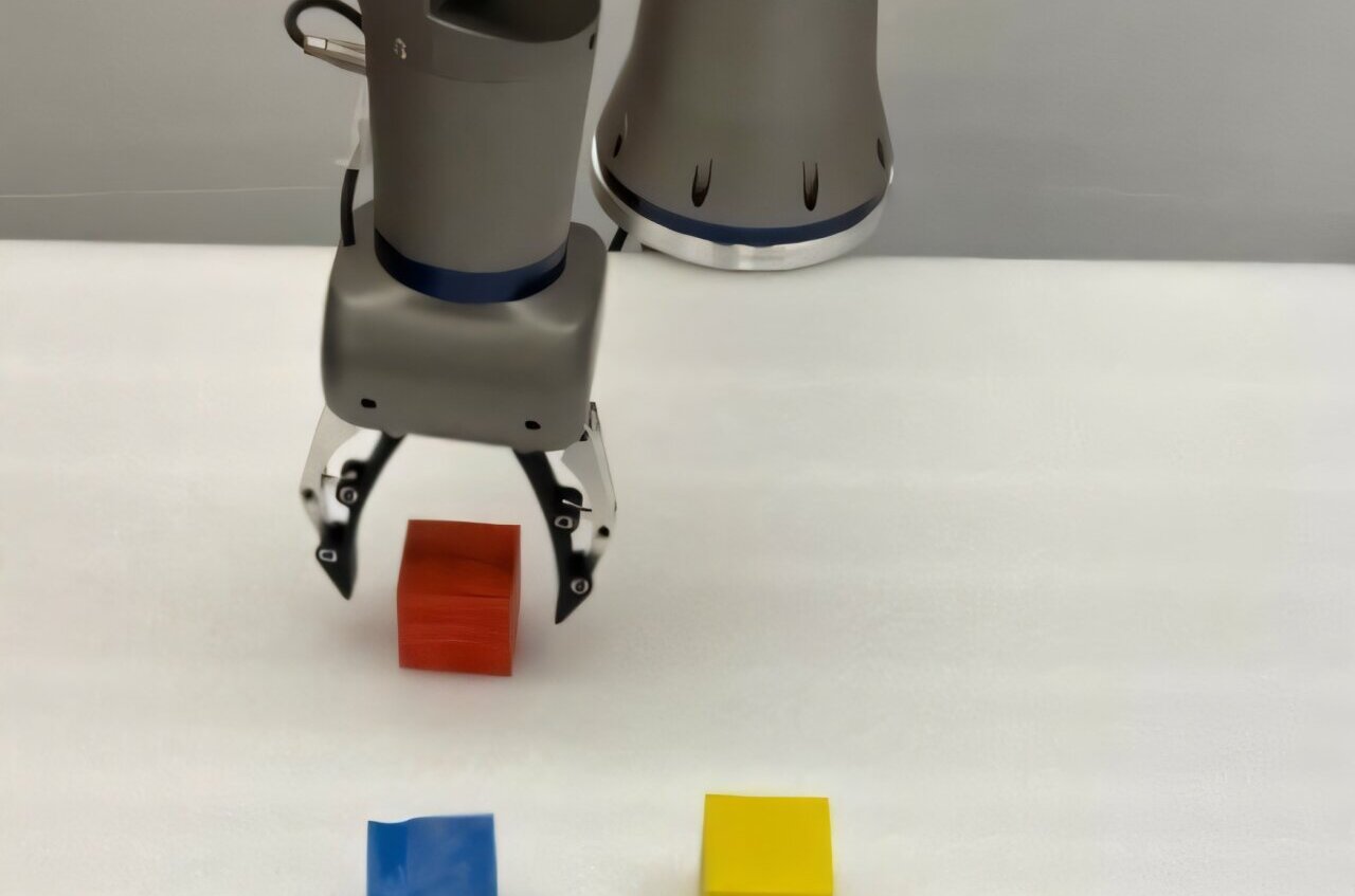 Embodied AI reveals how robots and toddlers learn to understand