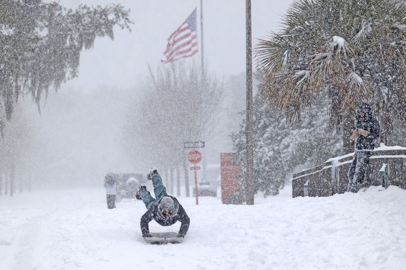 America's big freeze: 16 images show remarkable scenes as 32 states ...