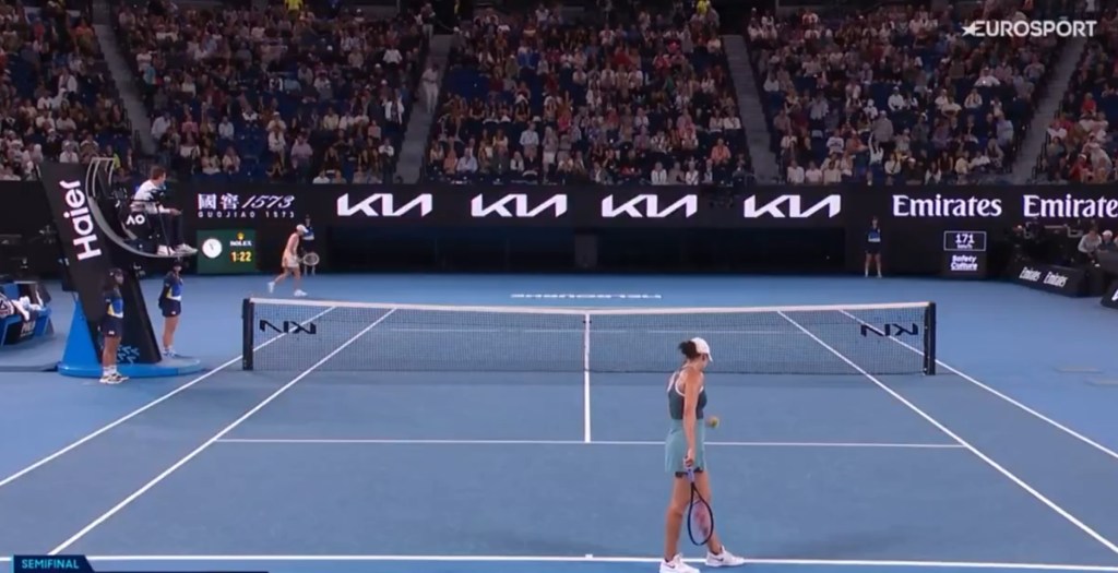 Tennis star slammed for ‘dirty tactics’ in Australian Open clash