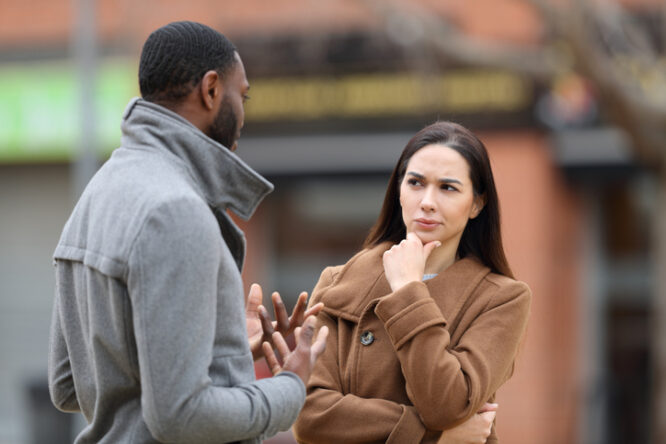 How To Keep Conversations Flowing When You’re Stuck Talking To People