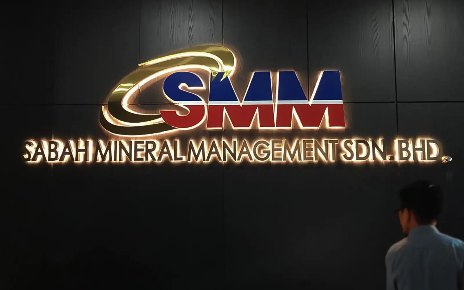 SMM files suit against ex-CEO alleging fraud, wrongdoing
