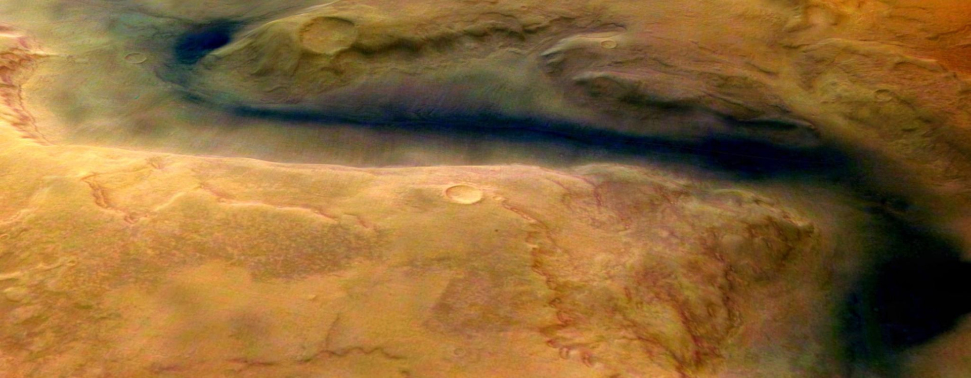 Stunning Mars photos that reveal the Red Planet like never before