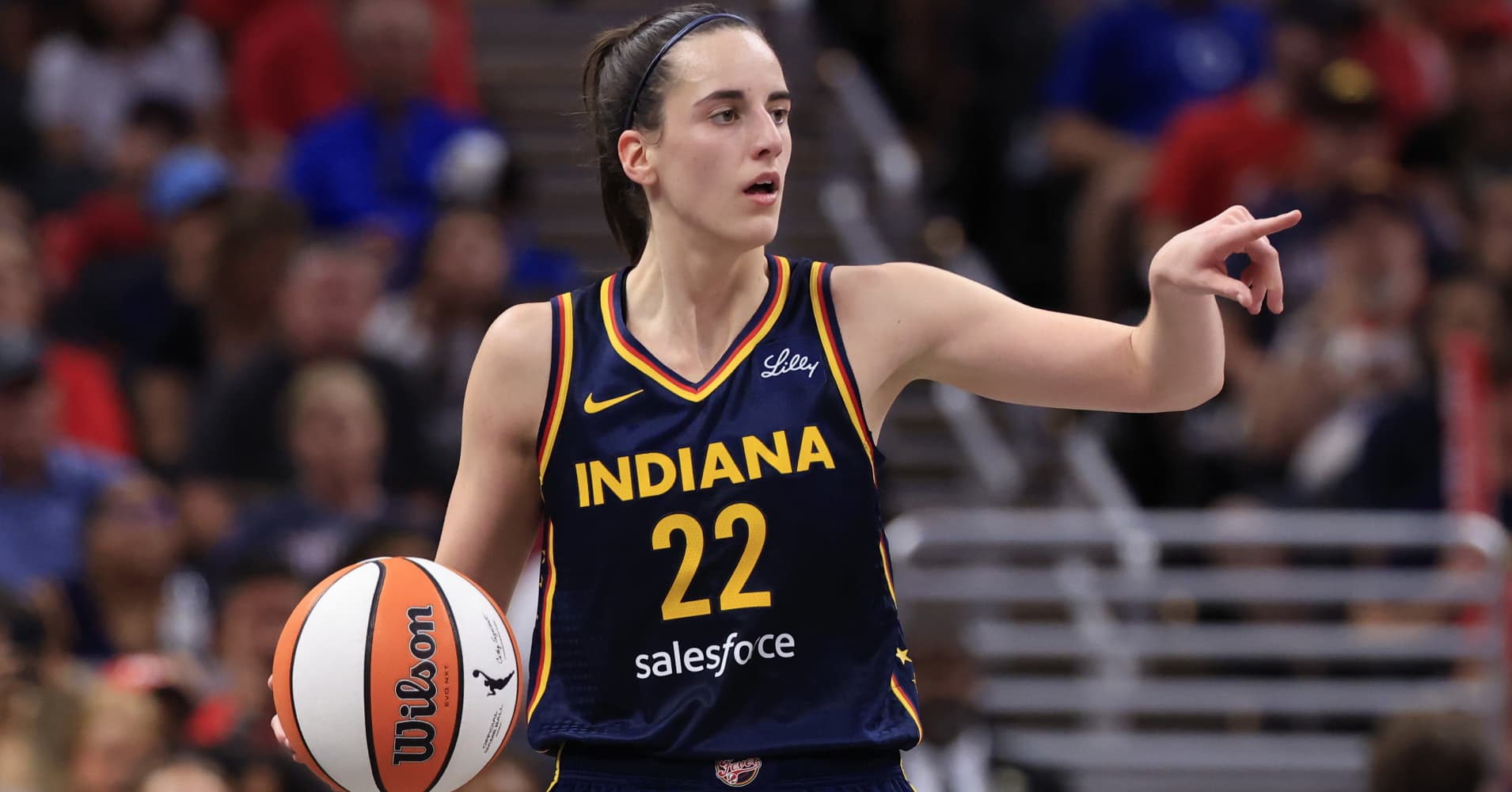 Top sports agent says WNBA salaries are 'blatantly unfair' to players