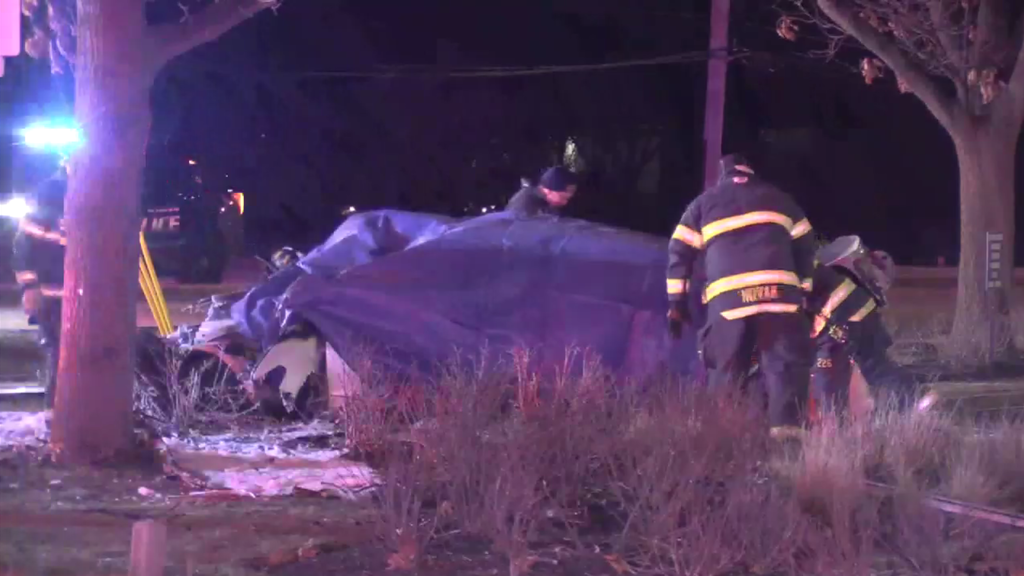3 killed in fiery crash in Chicago suburb identified