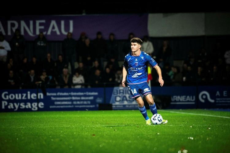 Mercato Stade Brestois. Le club officialise l’arrivée d’un latéral ...