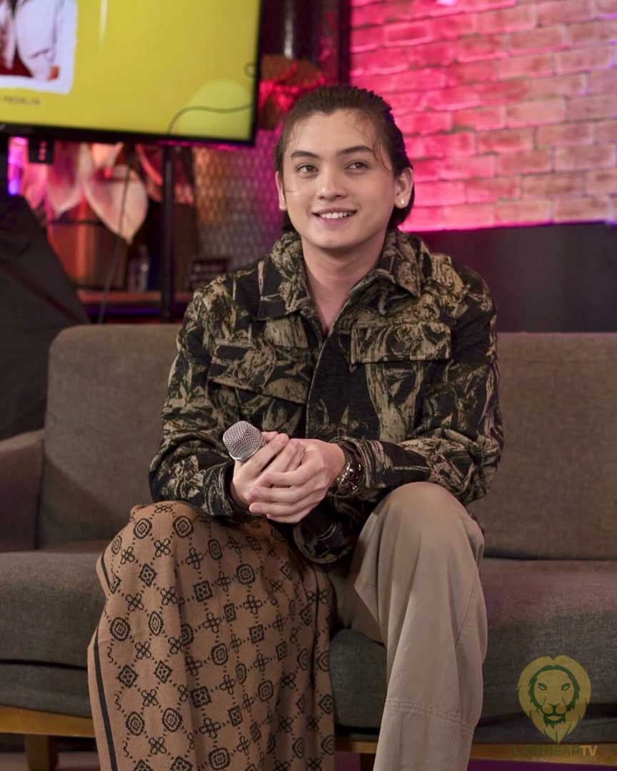 Seth Fedelin open to accept solo projects