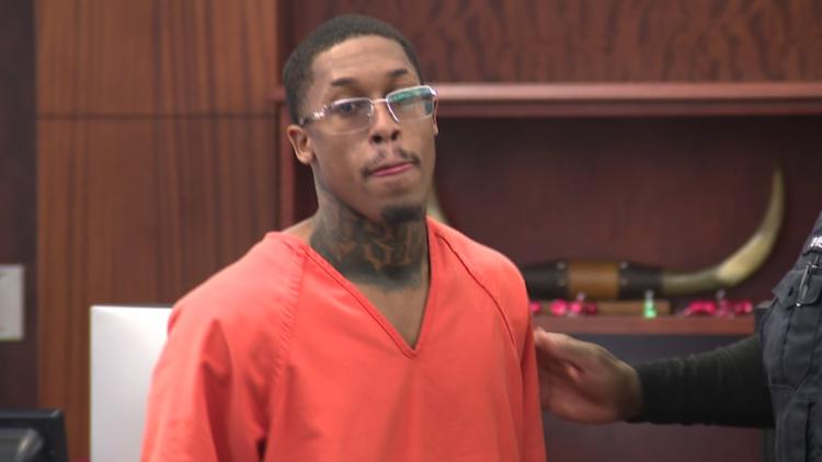 YouTube star accused of kidnapping 2 Houston women gets $200,000 bond