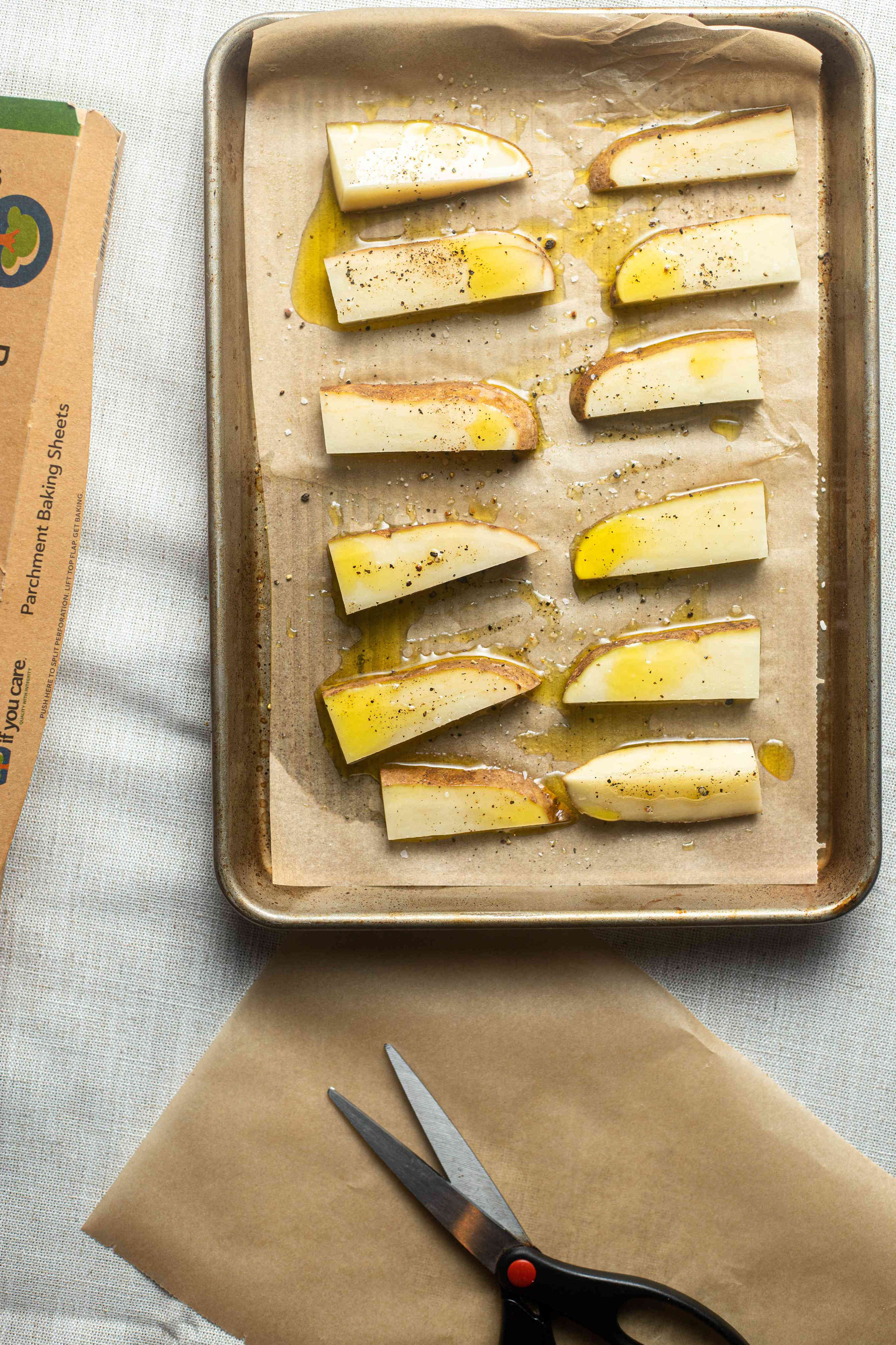 The Best Substitutes for Parchment Paper