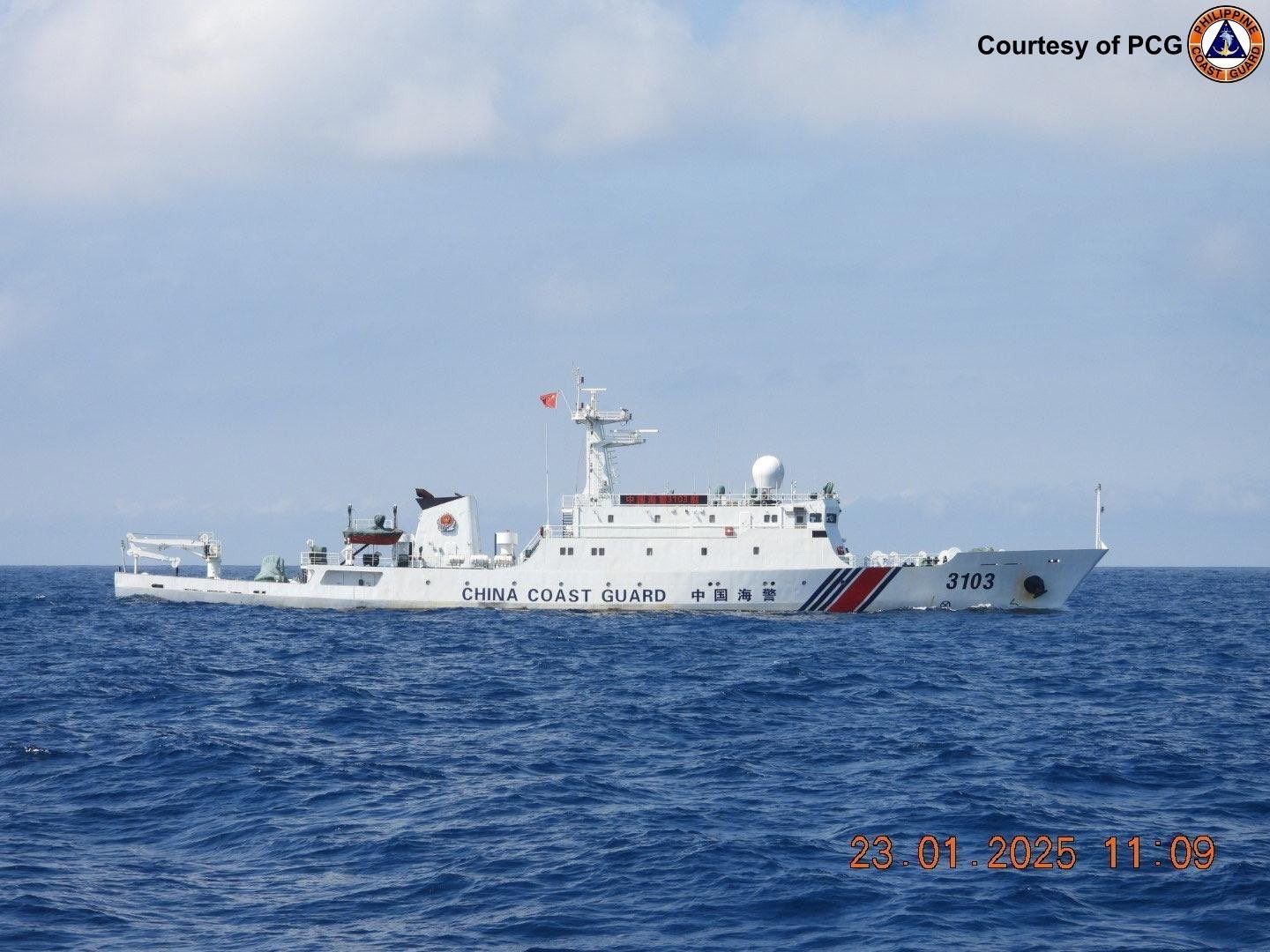 Chinese Coast Guard ship pushed further away from Zambales coast