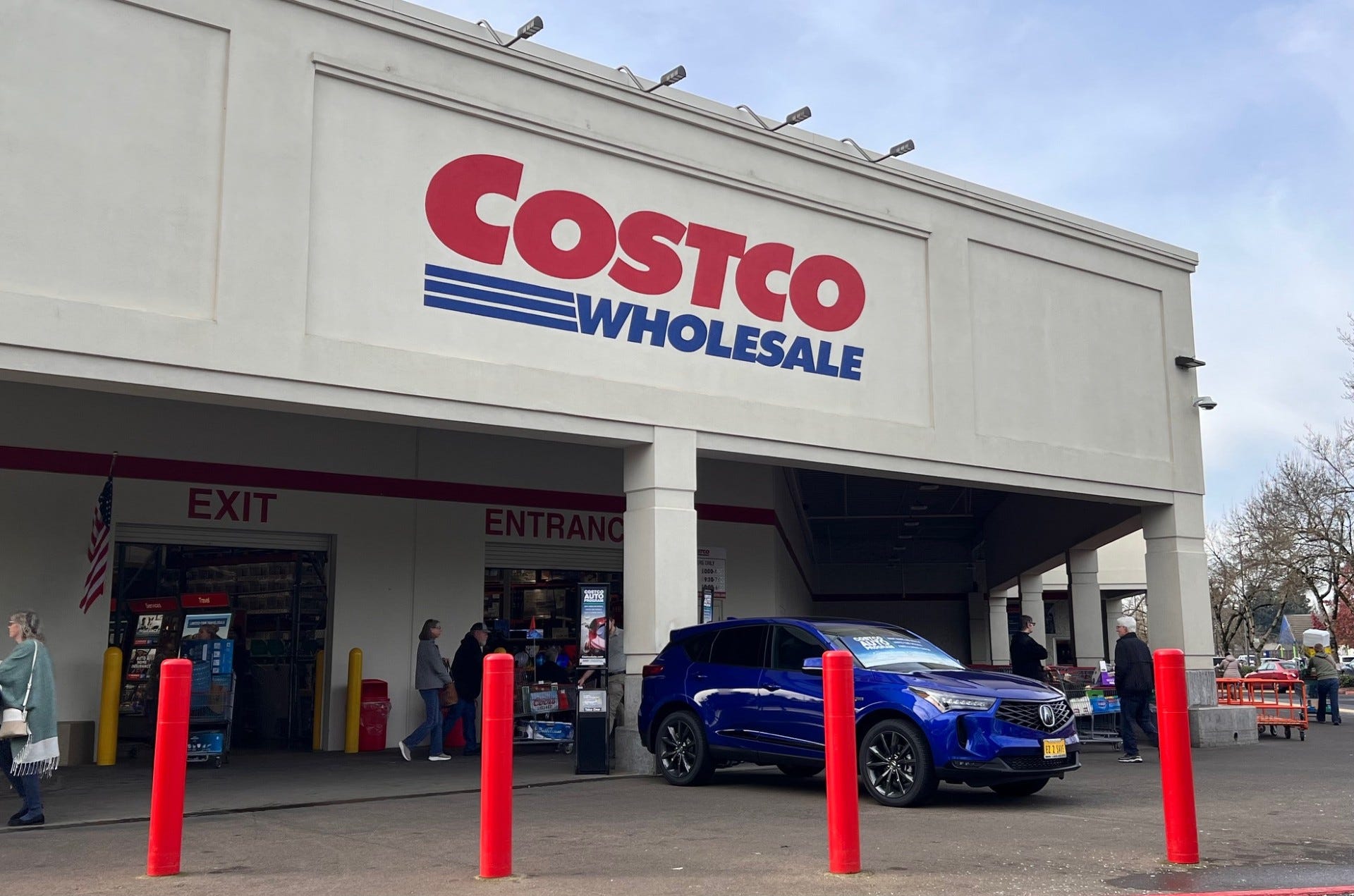 Costco Teamsters authorized a nationwide strike. What about Eugene's ...