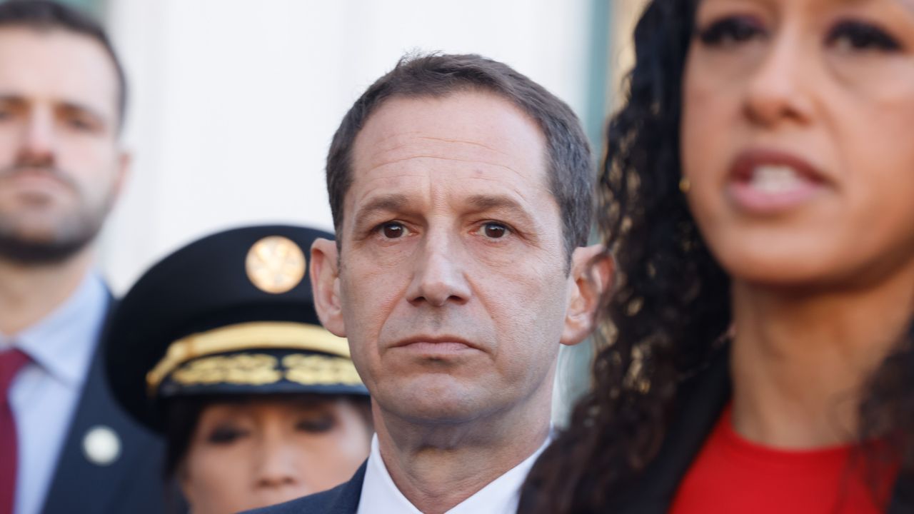 SF Mayor Daniel Lurie's fentanyl ordinance to face first political test