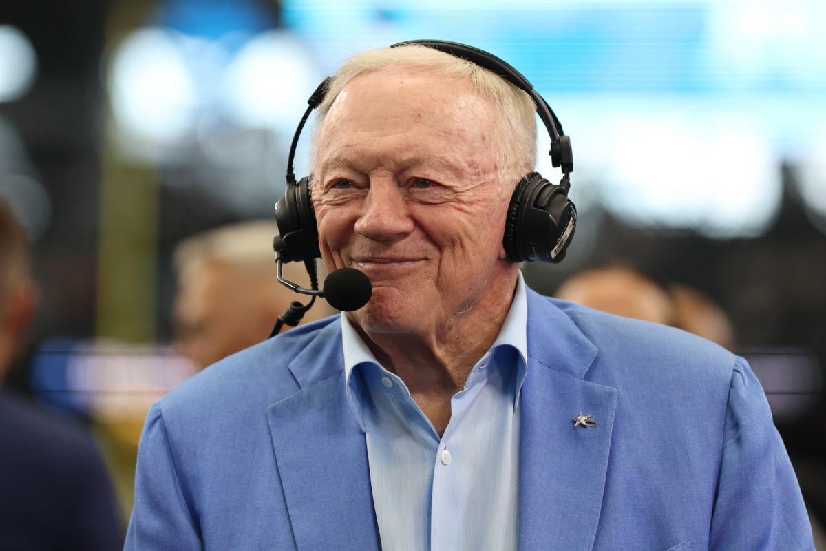 Cowboys' Jerry Jones Ripped For Micah Parsons 'Art of the Deal ...
