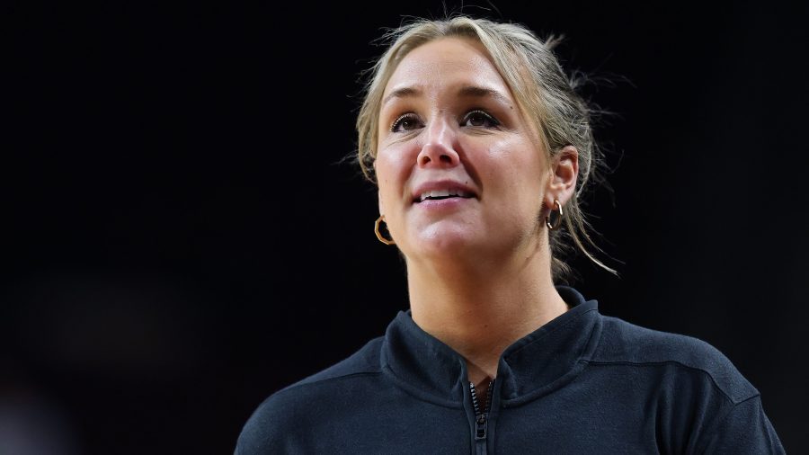 Lady Vols coach Kim Caldwell gives birth to first child