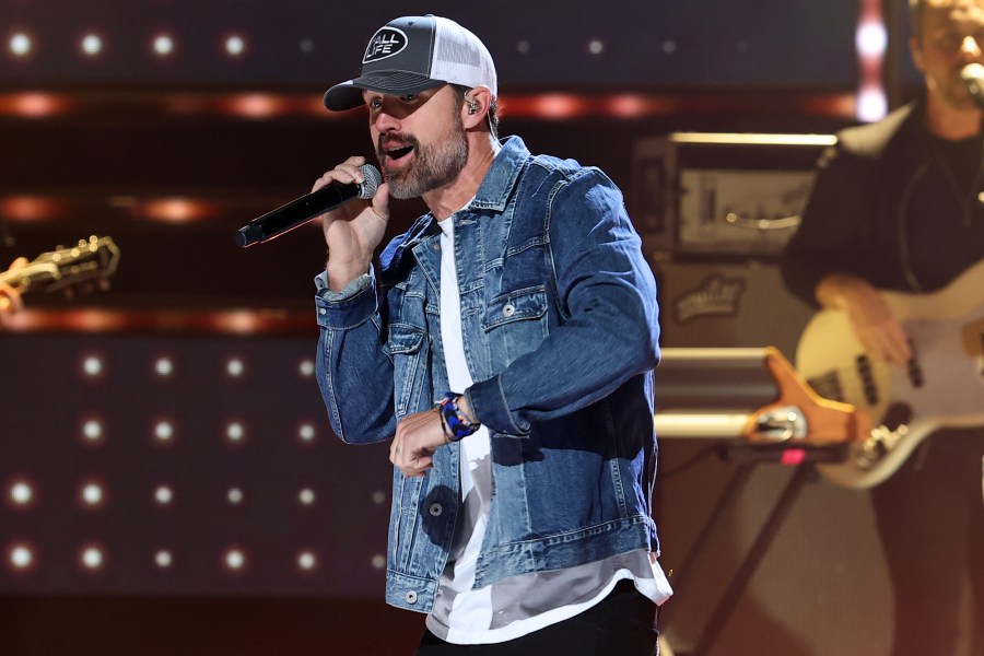 Country music artist Walker Hayes to perform in Rockford