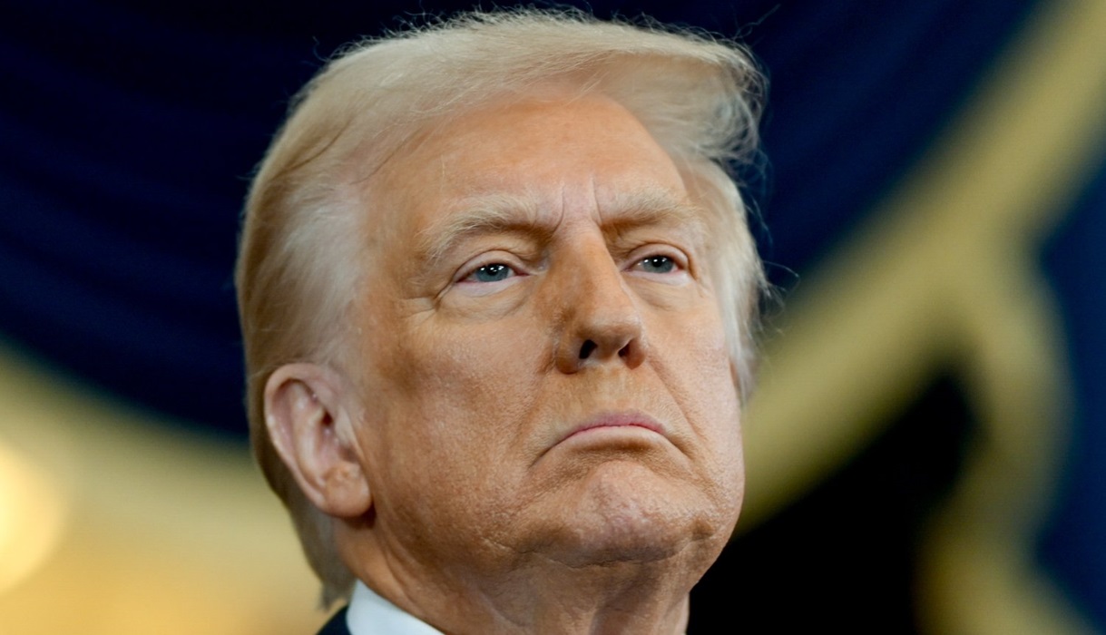 Giant Trump Photo Banner Hung Outside of USDA Building with Abraham ...