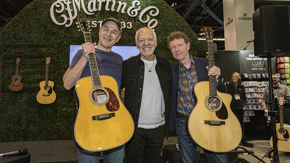 Peter Frampton makes surprise appearance at Martin Guitar's NAMM booth ...