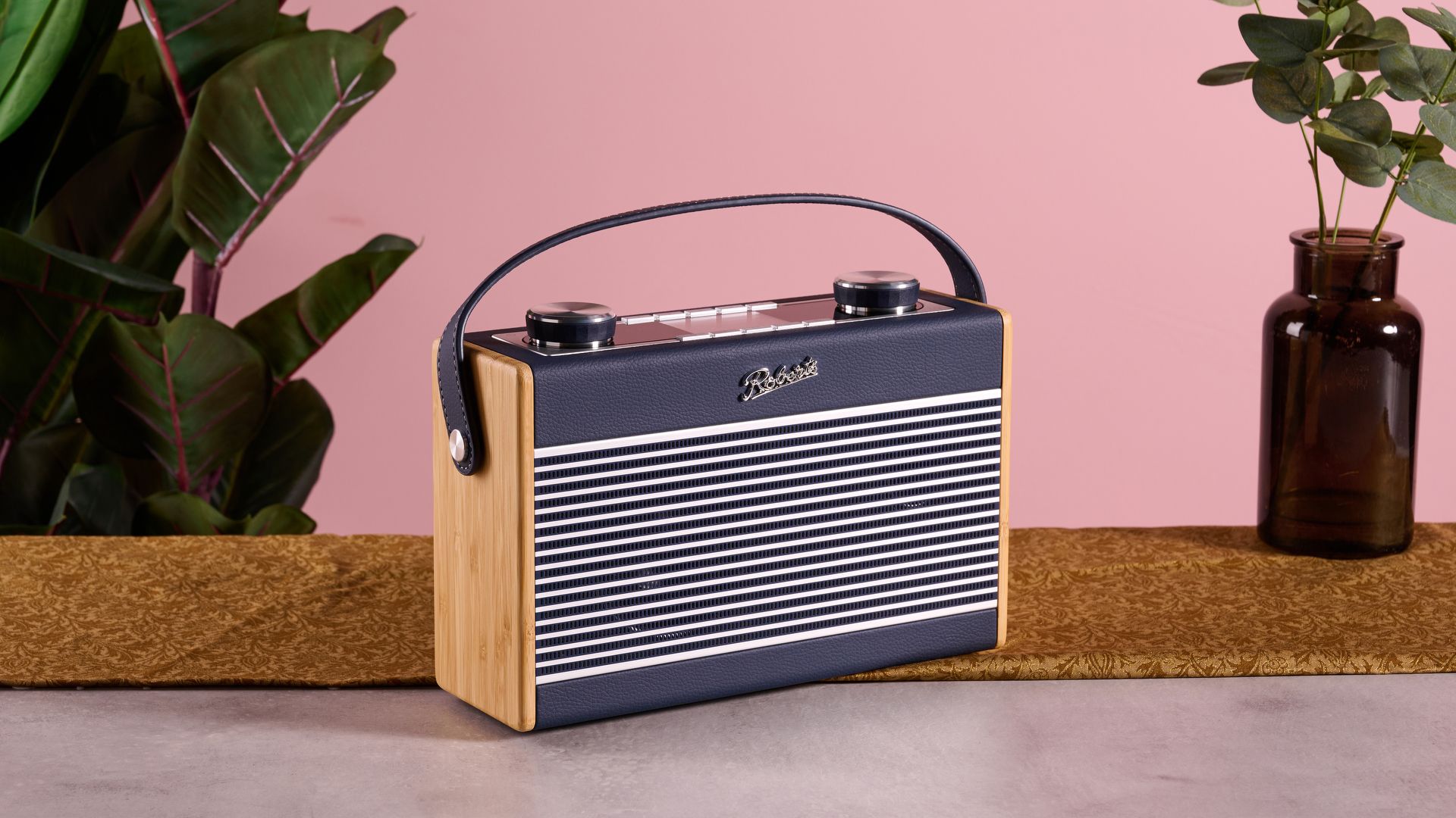 Roberts Rambler Classic review: a 70s-inspired DAB radio with a classy ...