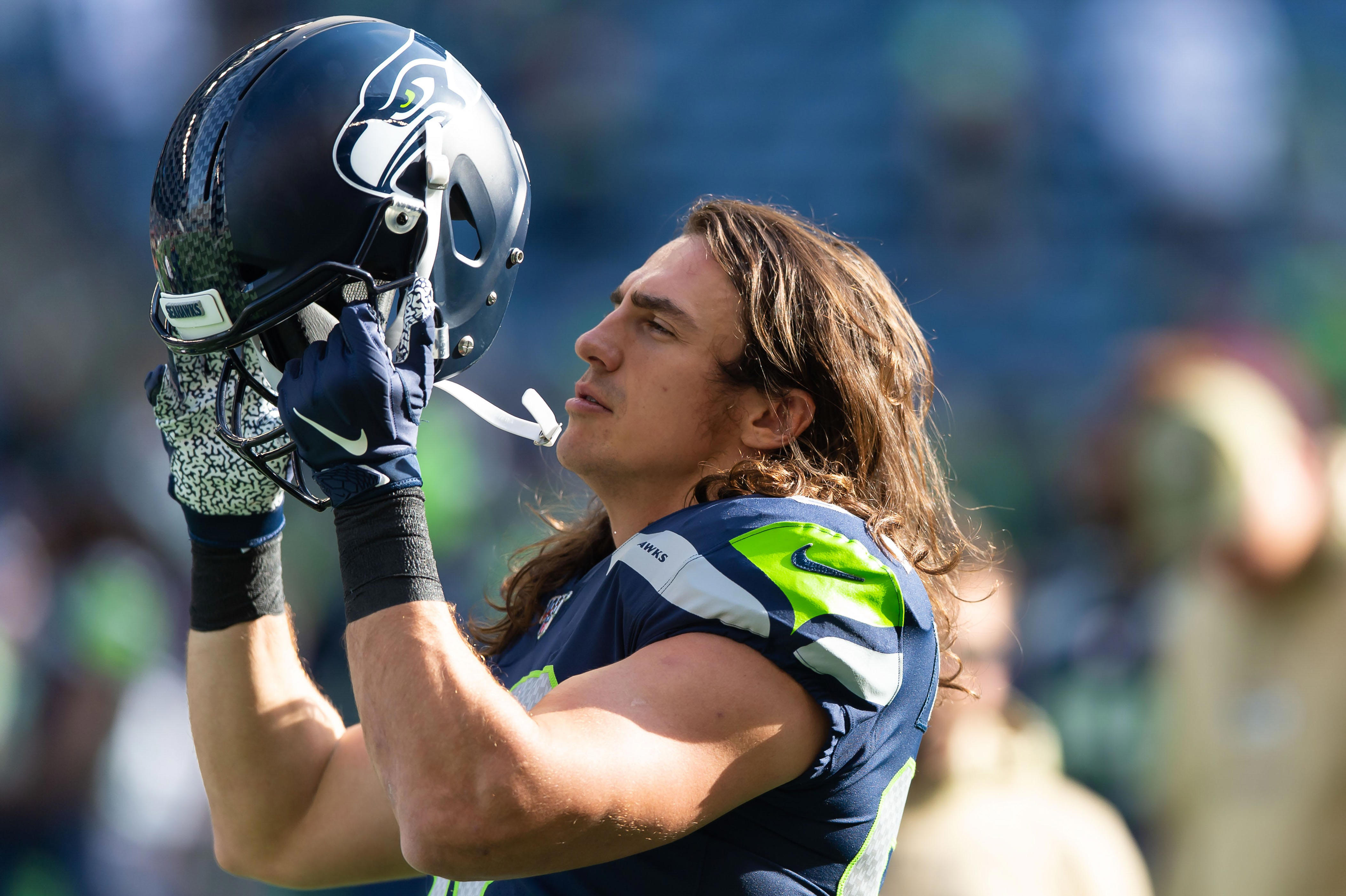 Former Seahawks TE Luke Willson endorses OC candidate