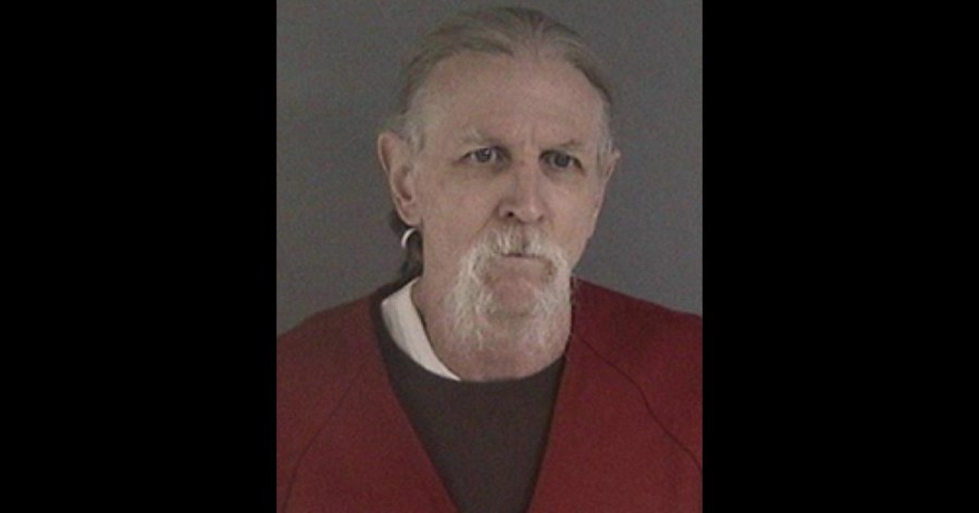 Convicted killer sings in front of victims’ families