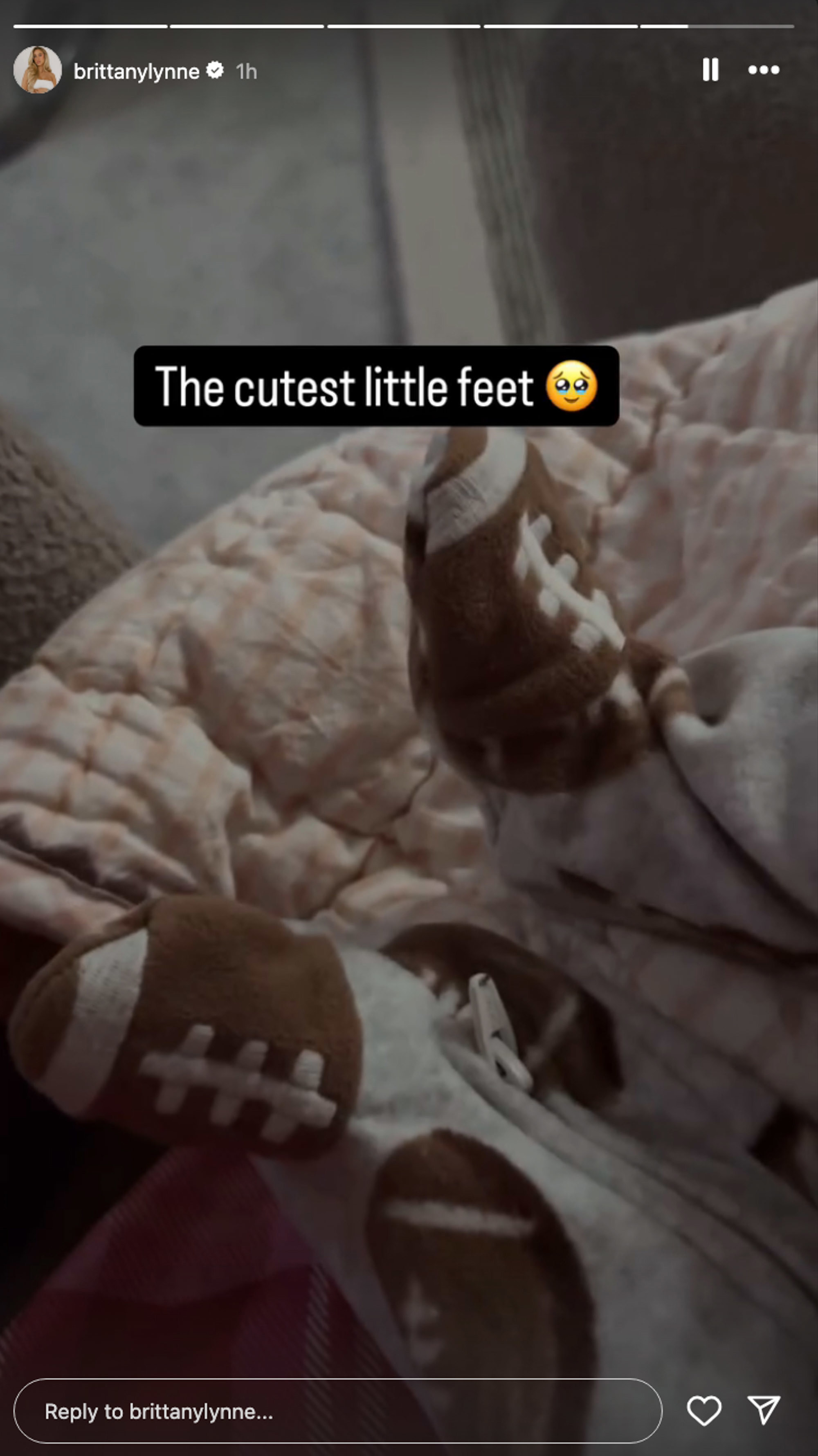 Brittany Mahomes gives first glimpse of her and Patrick’s baby girl, Golden Brittany Mahomes gives first glimpse of her and Patrick’s baby girl, Golden