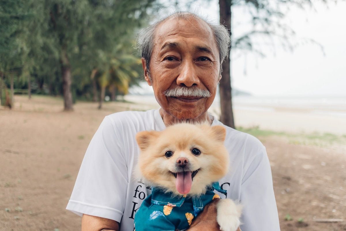 Should You Get a Pet in Retirement? 5 Pros and Cons to Consider